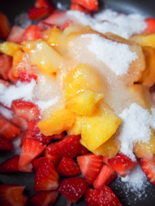 Strawberry peach jam - Caroline's Cooking