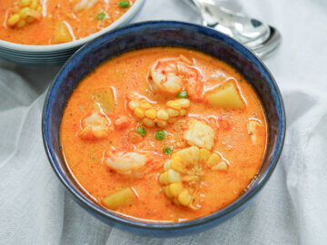 Chupe de camarones (Peruvian shrimp chowder) - Caroline's Cooking