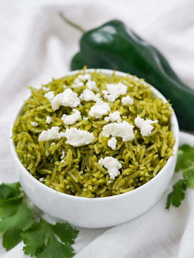 Arroz verde, Mexican green rice - Caroline's Cooking