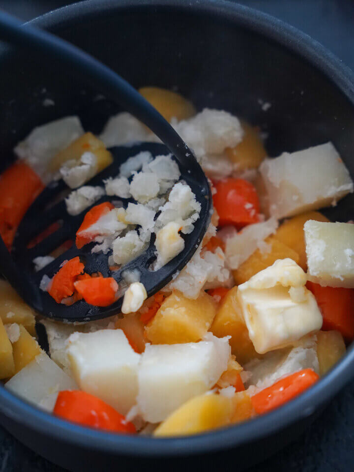 Swedish root vegetable mash (rotmos) - Caroline's Cooking